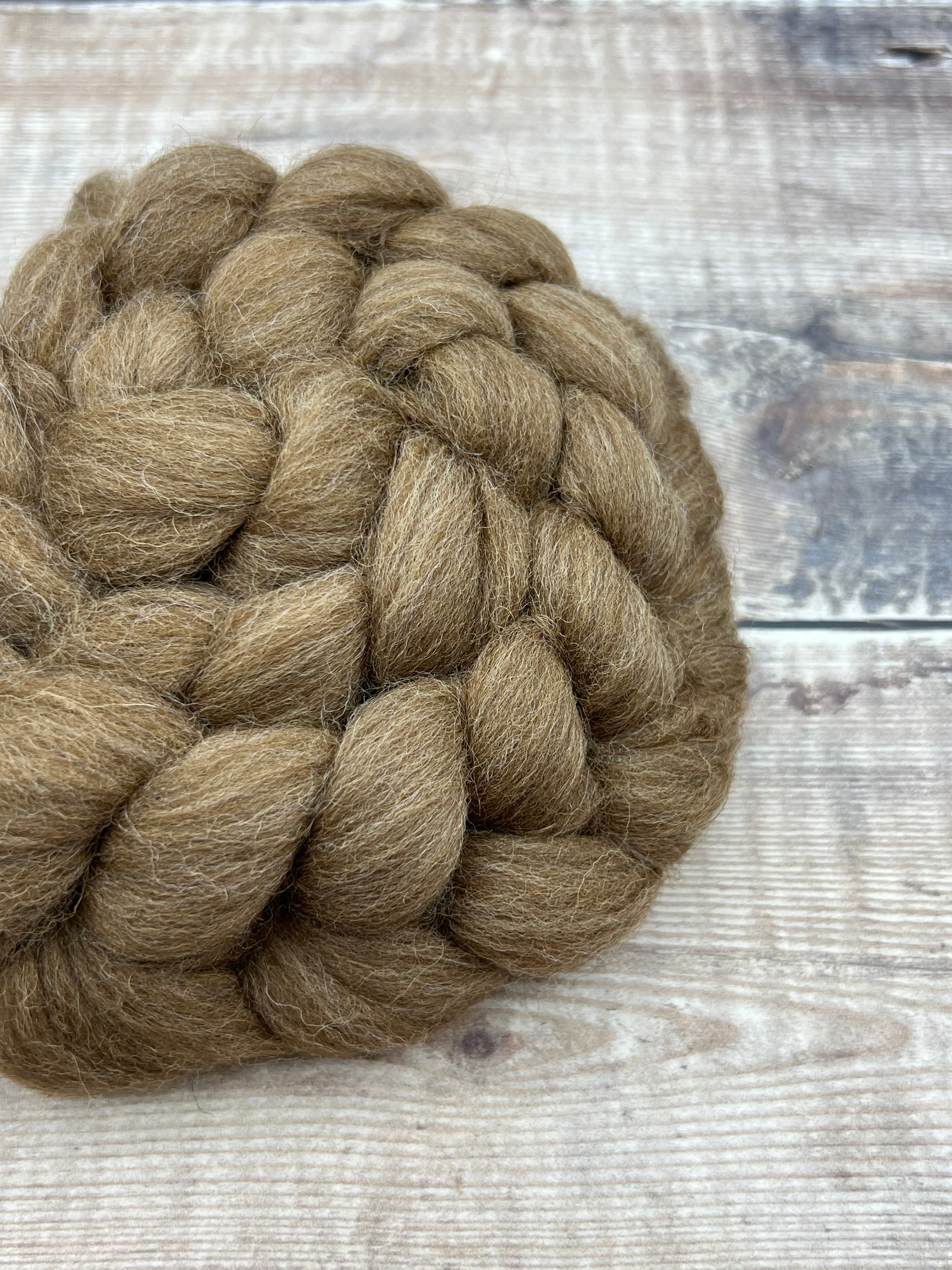 NATURAL SHETLAND TOP: Moorit – Wild Atlantic Yarns